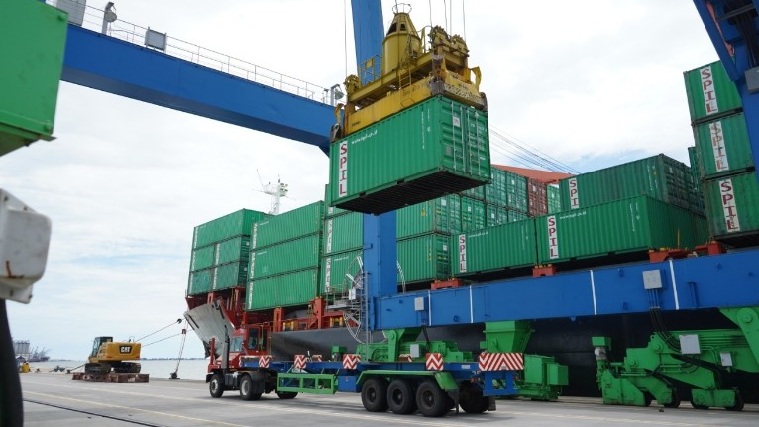 Pelindo IV Raup Peningkatan Laba 12,62 Persen - Pluz.id