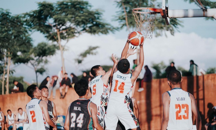 IM Basketball Competition Jaring Talenta Muda melalui Kejuaraan di Gowa ...